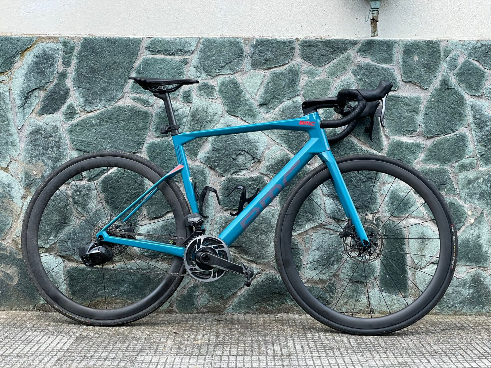 bmc-roadmachine-01-tg-54-bdc-mag