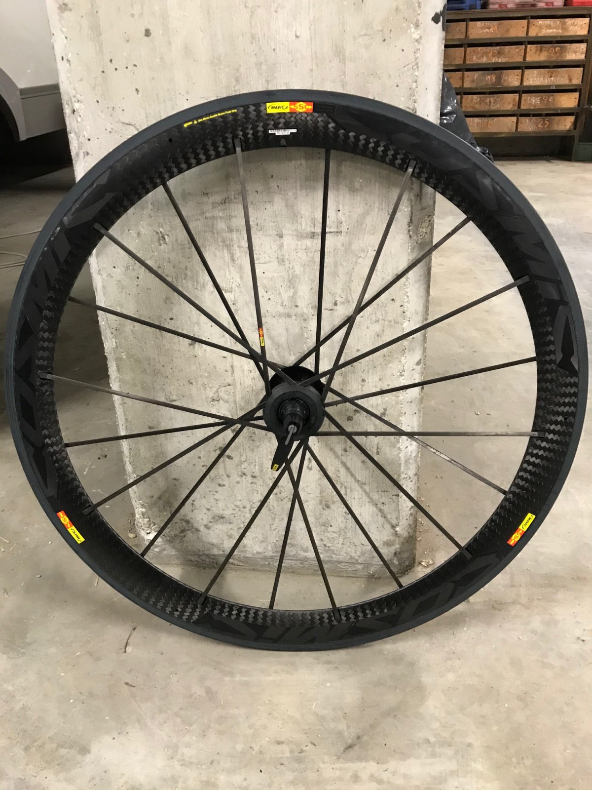 Mavic cosmic carbonio profilo alto | BDC MAG