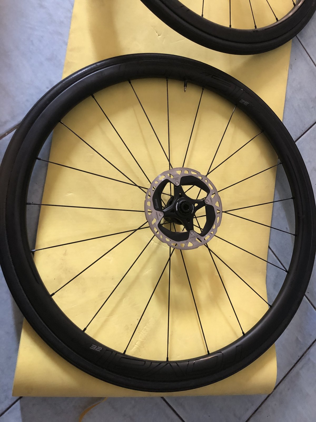 ROVAL CLX 32 TUBOLARI DISC | BDC MAG