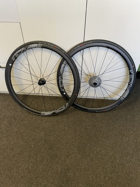 Ruote complete Roval Clx 32 Disc per copertoncino | BDC MAG
